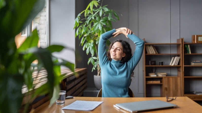 What Are Bare Minimum Mondays And How Can They Help Employees? - Entelechy